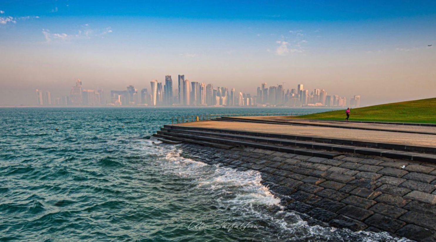 QMD warns of strong offshore winds and high waves | Qatar Living