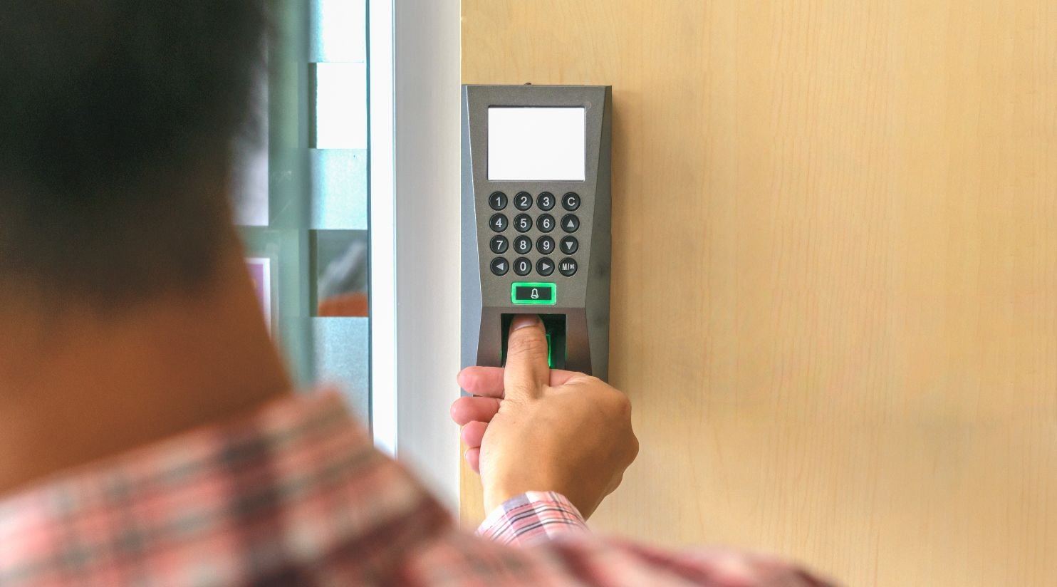 MoEHE to introduce fingerprint attendance system in all Qatar schools ...