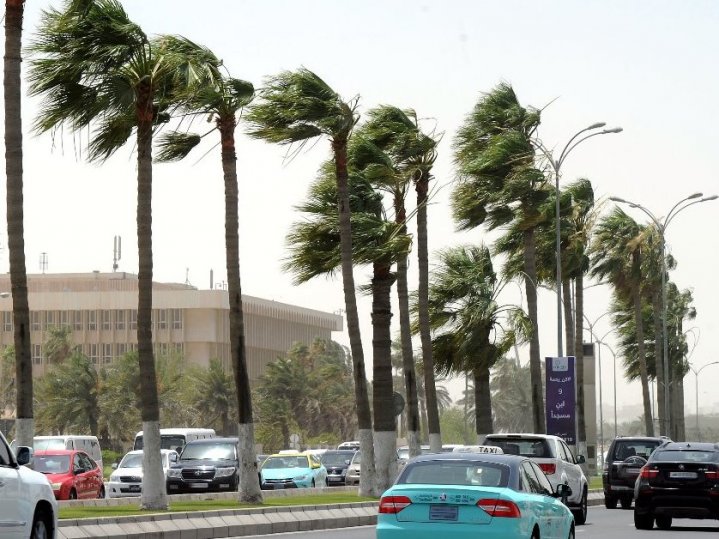 Temperature in Qatar set to touch 46°C today; Dusty, windy conditions ...