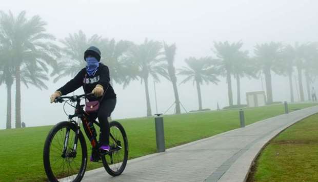 Met Department warns of dense fog in Qatar today during the early ...